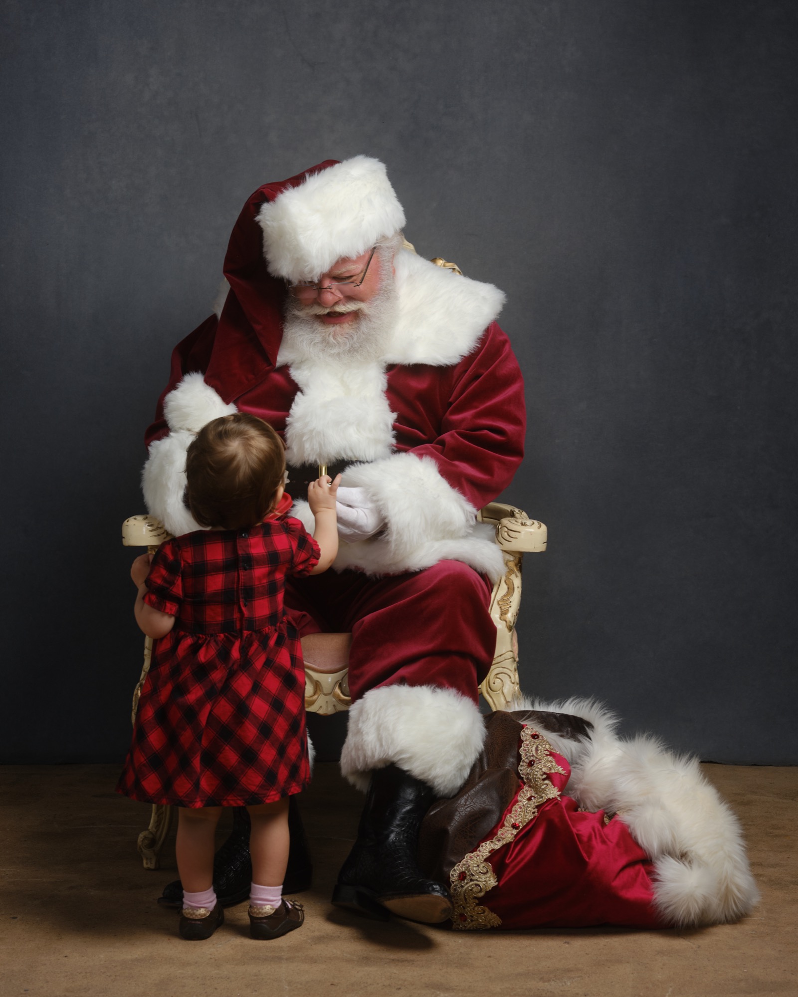 Snow Beard Experiences – Offering In-person Santa appearances